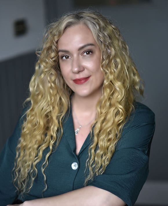 Alexandra Gilliland - Arc IT Recruitment